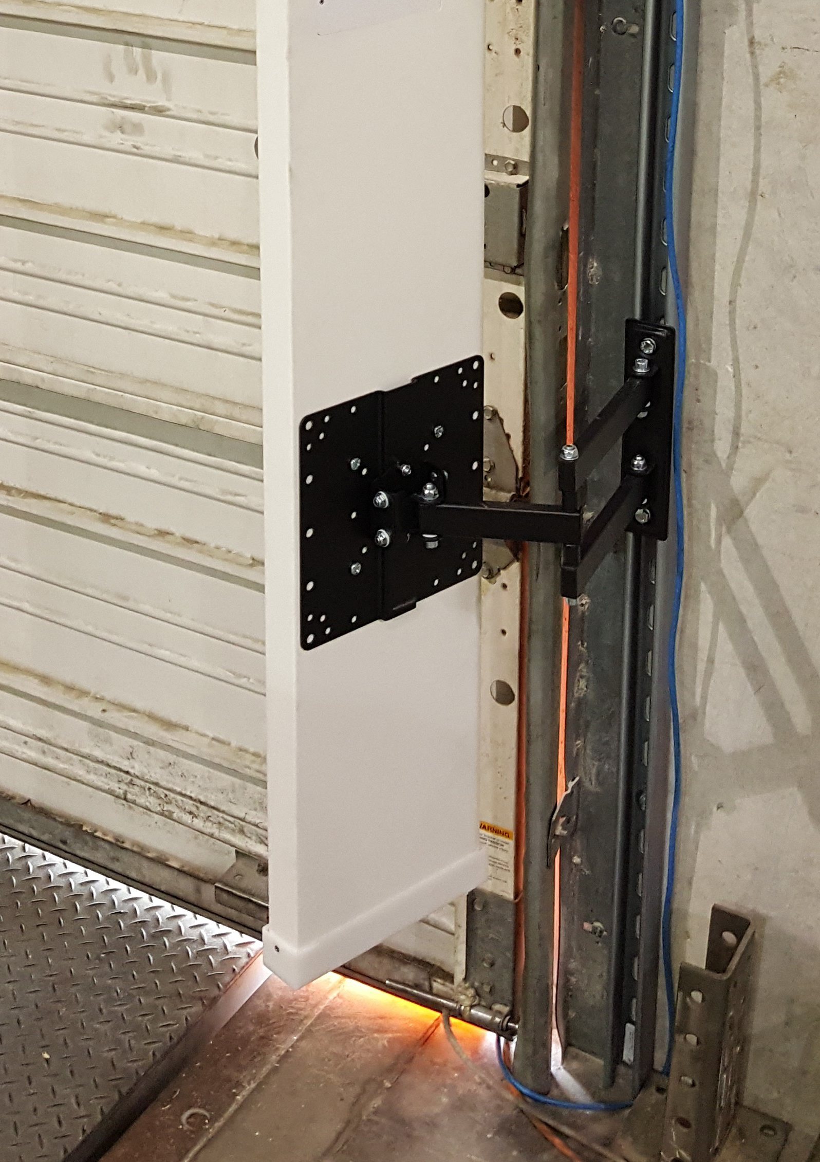 Interior RFID BLE Dock Door Portals - Venture Research